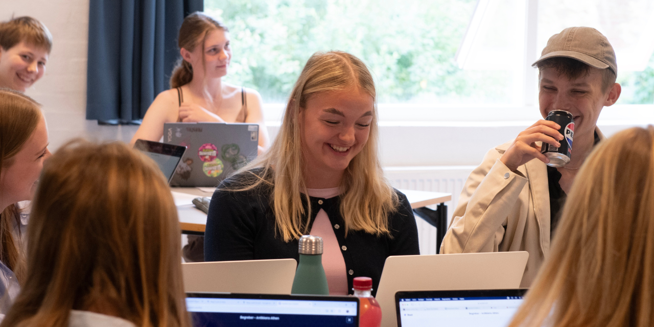 BJERRINGBRO GYMNASIUM - Bjerringbro Byforum